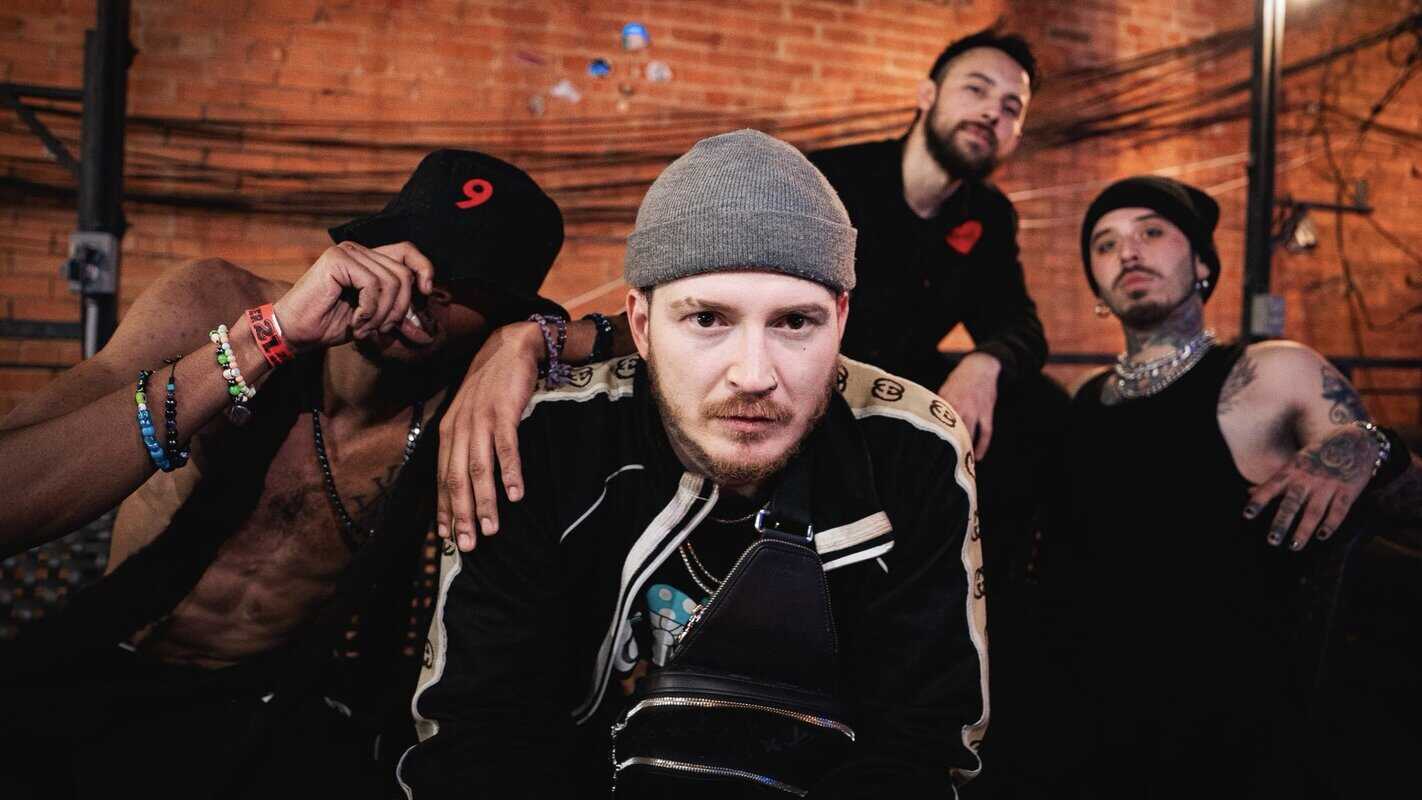 Dropout Kings rinden homenaje a su fallecido vocalista Adam Ramey con ...