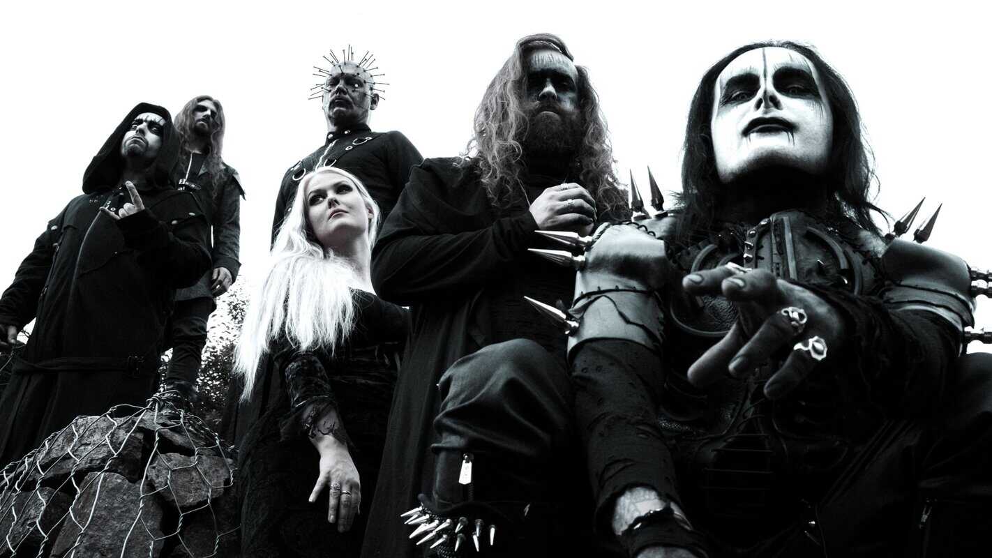 Zoe Marie Federoff sorprende dejando Cradle Of Filth en plena gira ...